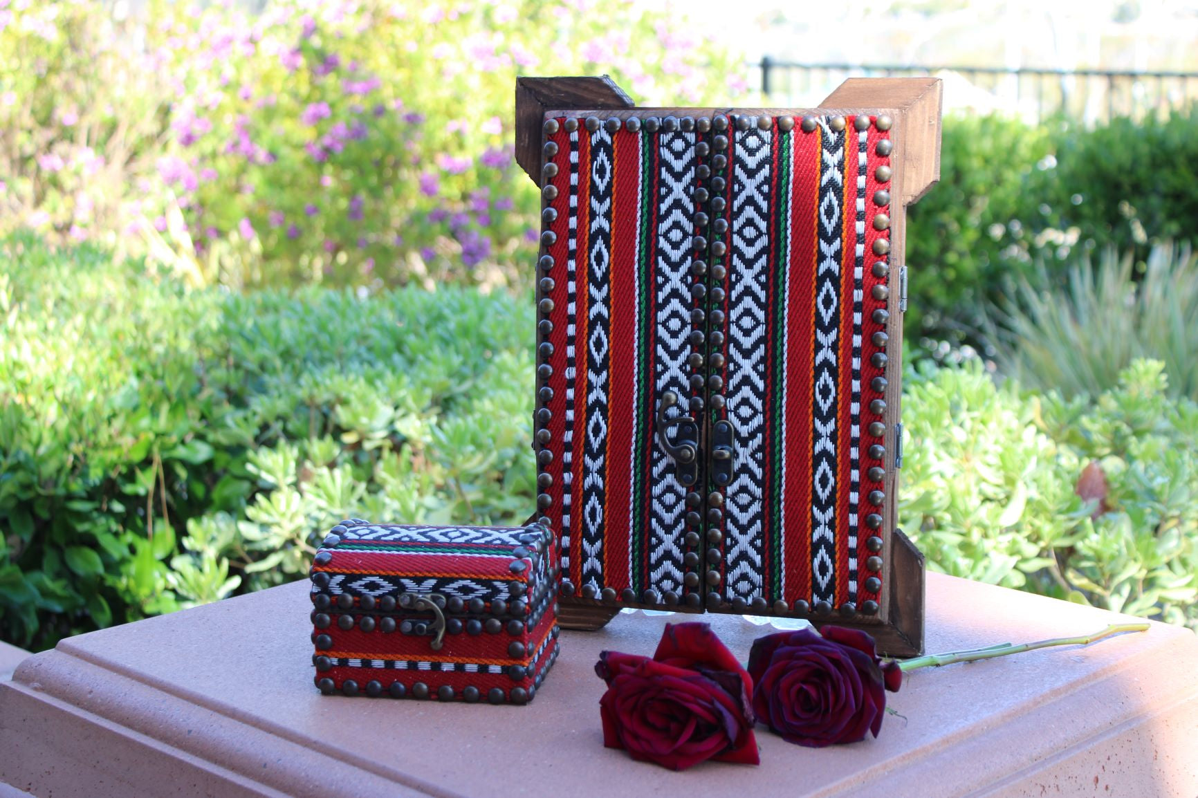 Aleppo Mirror and Box – My Urban Corner